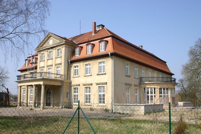 Guts- & Herrenhäuser / Gutshäuser - K / Karow, Güstrow
